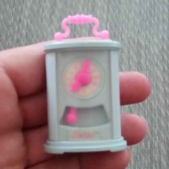 Mattel | Accents | Vintage Barbie Wind Up Mantle Clock 988 Mattel ...